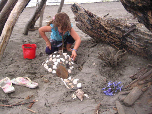 Red Soil Play – RED SOIL NATURE PLAY